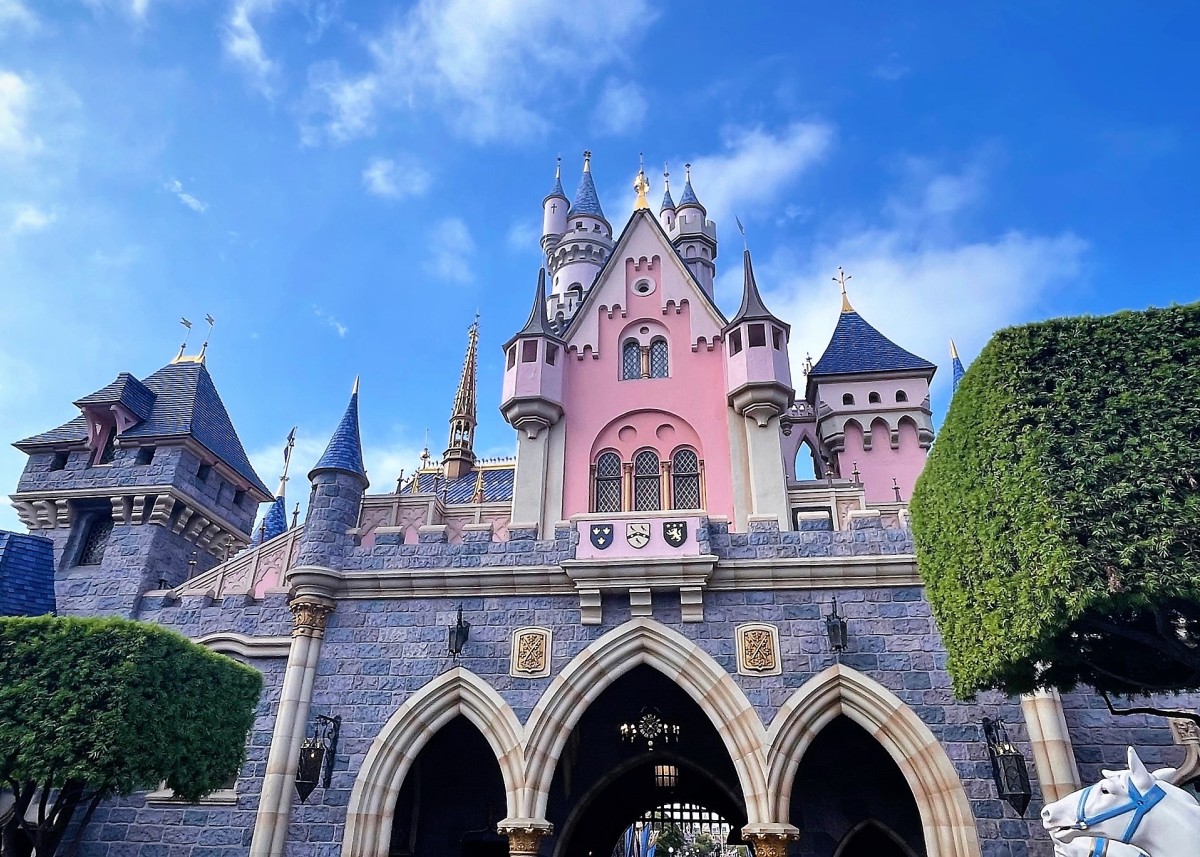 Wat is ‘forced perspective’? - Parkplanet